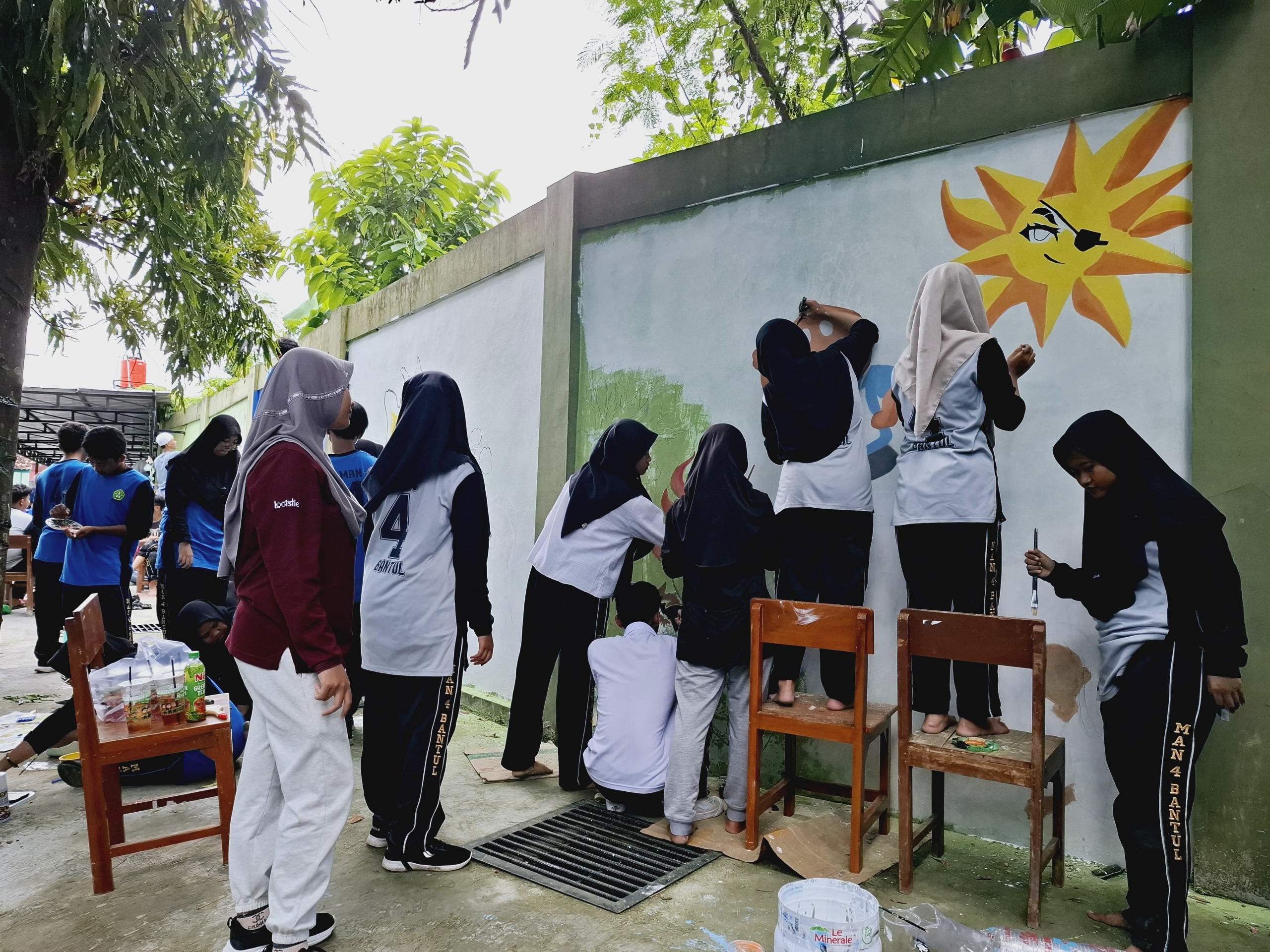 MAN 4 Bantul Gelar Lomba Mural dalam Rangka Peringatan Hari Bumi ...