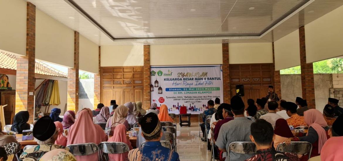 Momen Kebersamaan Pada Syawalan Keluarga Besar MAN 4 Bantul | Kemenag ...