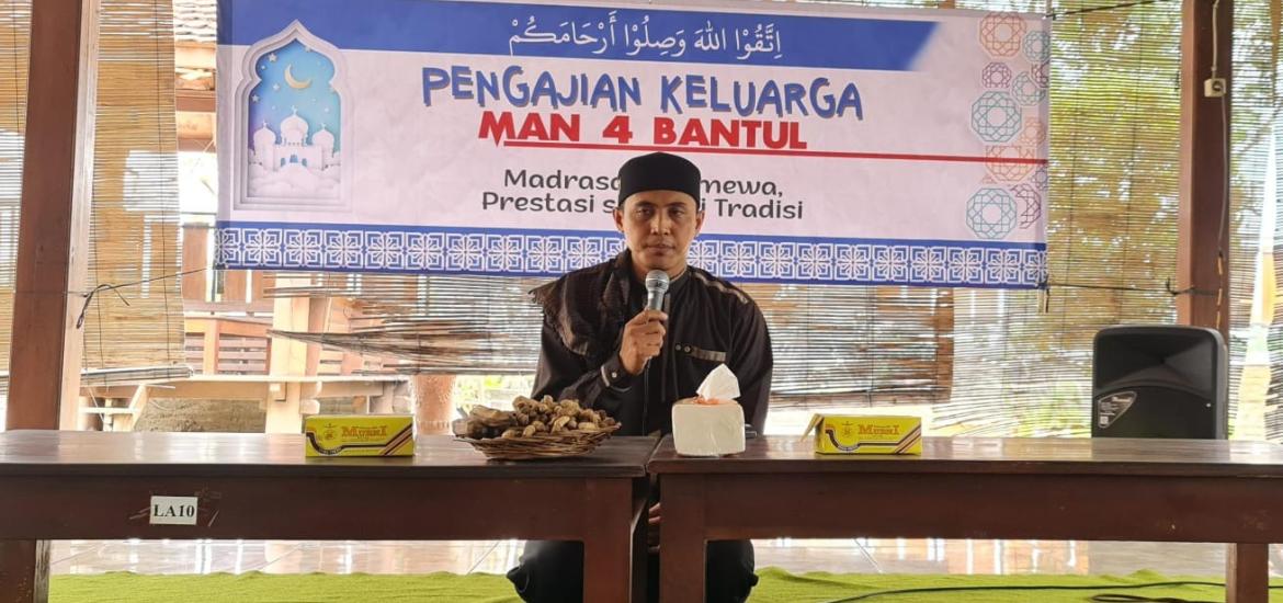 Surga Tujuan Akhir yang Harus Diperjuangkan, Tema Pengajian Keluarga ...